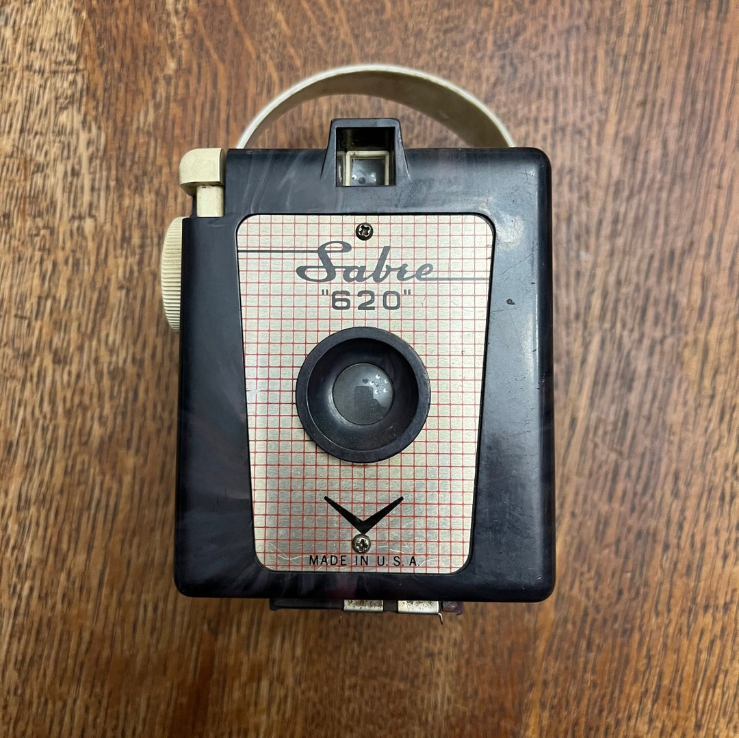 Vintage Sabre 620 Camera - Etsy