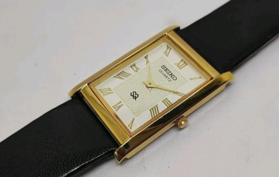 Seiko Quartz Tank Watch - Etsy