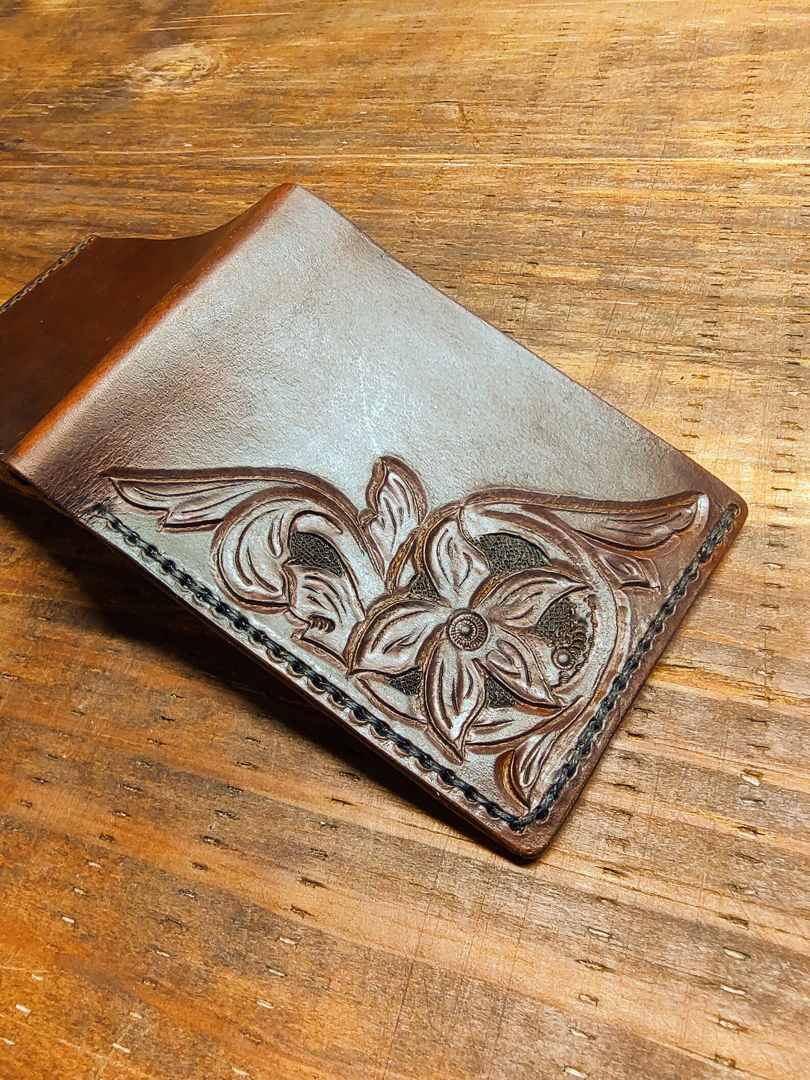 Sheridan Style Bi-fold Wallet - Etsy