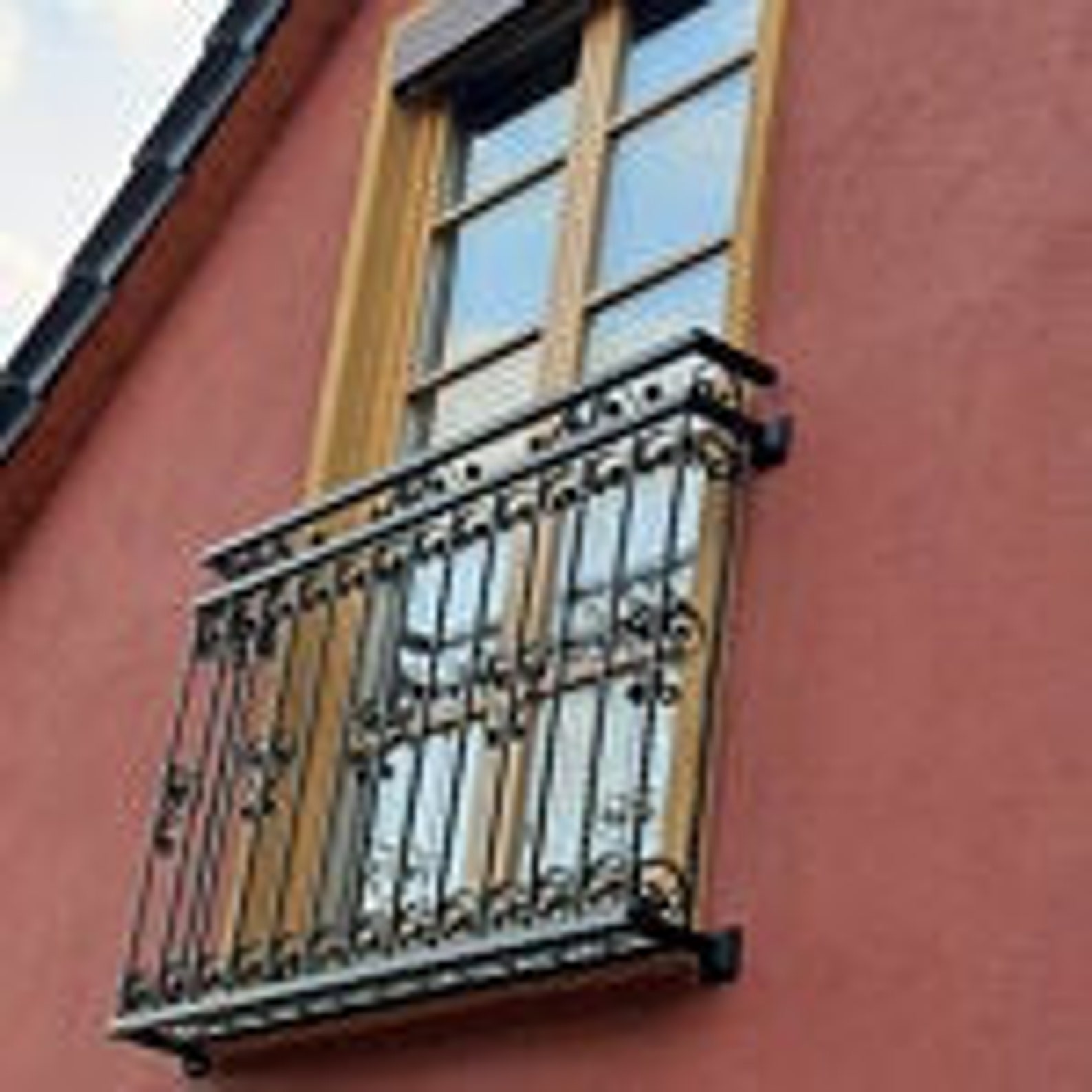 Vintage Wrought Iron French Balcony Railing | Industrial Steel Window ...