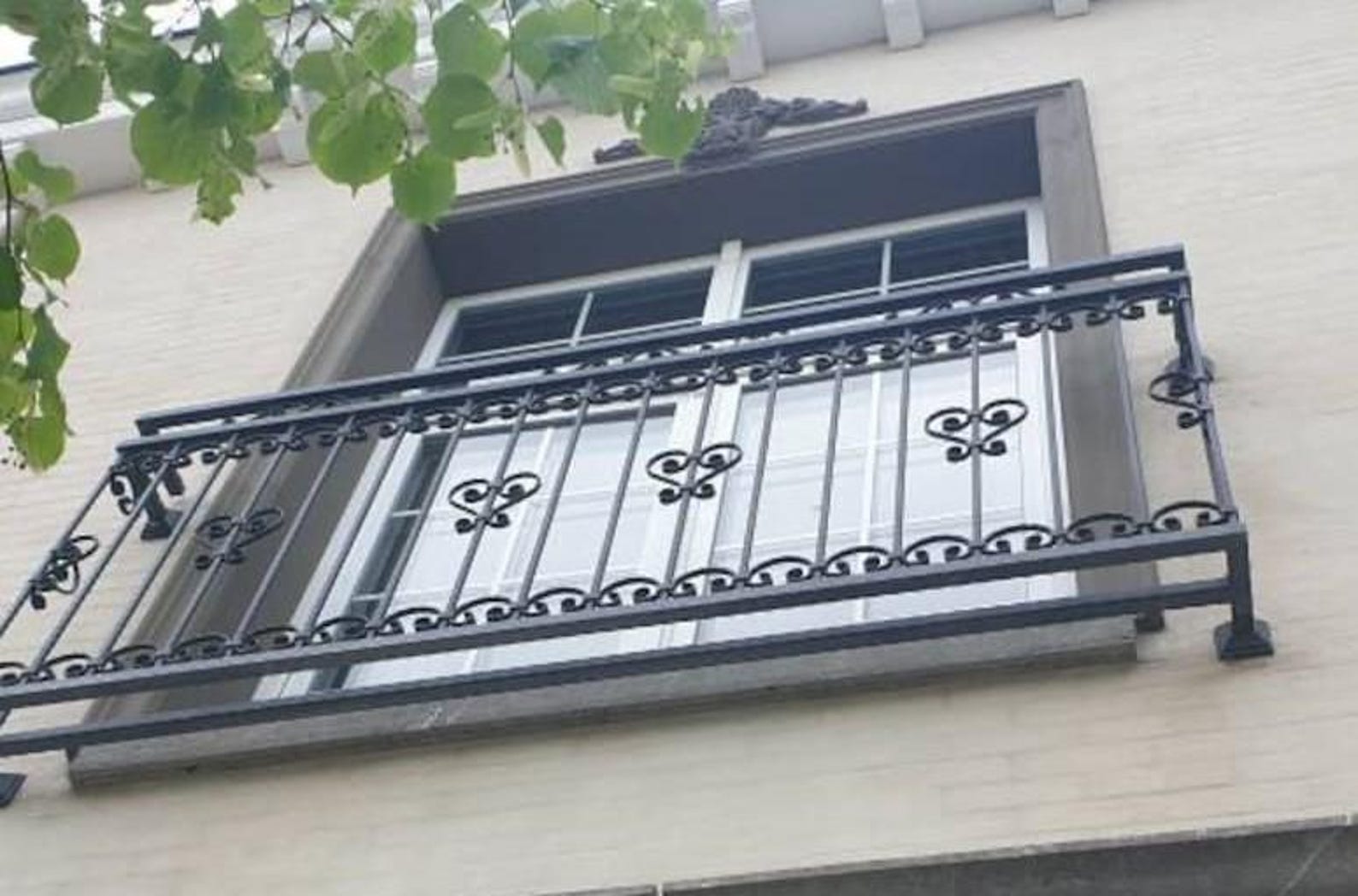 Vintage Wrought Iron French Balcony Railing | Industrial Steel Window ...