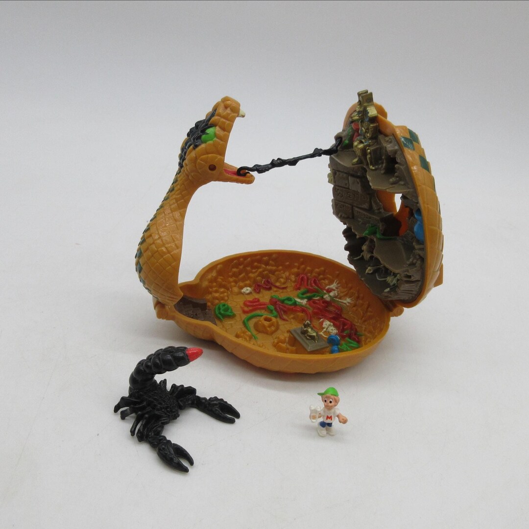 1992 Palace of Poison - Mighty Max- Playset - Bluebird Toys Play Set - Etsy