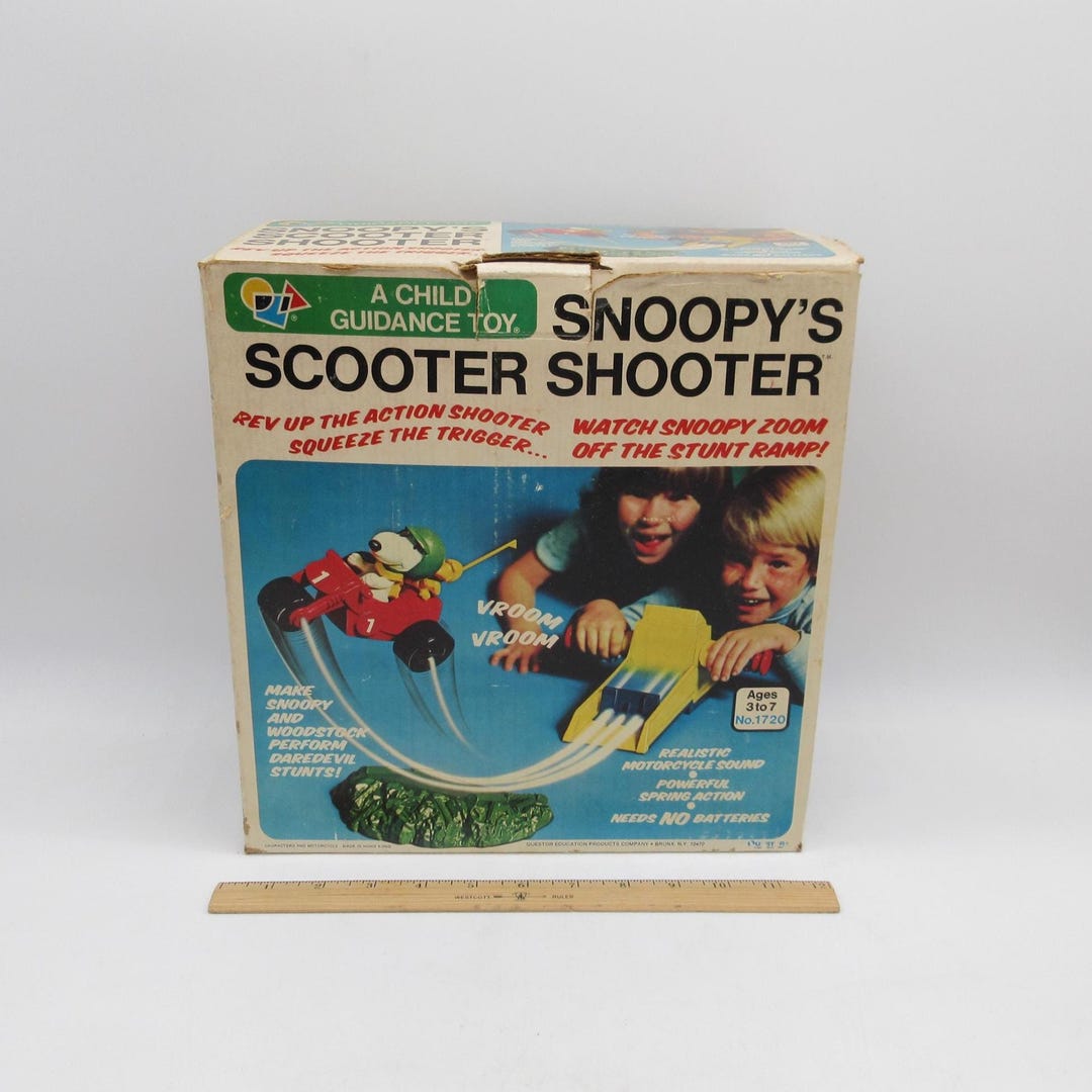 1965 Snoopy's Scooter Shooter 100% Complete W/ Box - Peanuts / Charlie ...