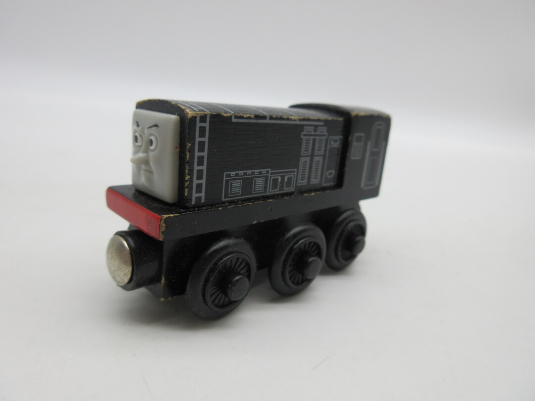 DIESEL Thomas the Tank Engine Die-cast Square Magnet Wooden Learning ...