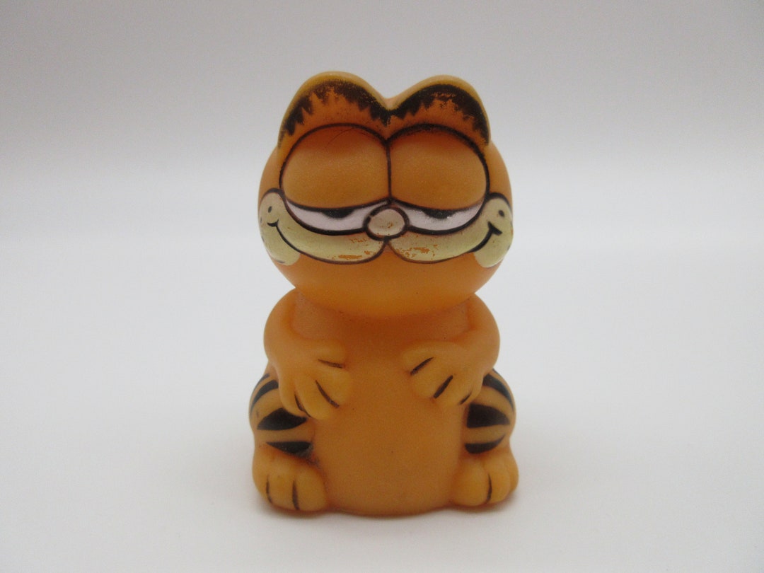 1981 Garfield 3 Toy Screw on Lid - Etsy