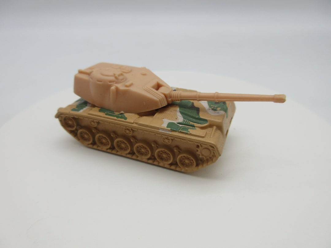 1974 TANK - Redline Hot Wheels - Diecast Lesney Superfast Vintage - Etsy