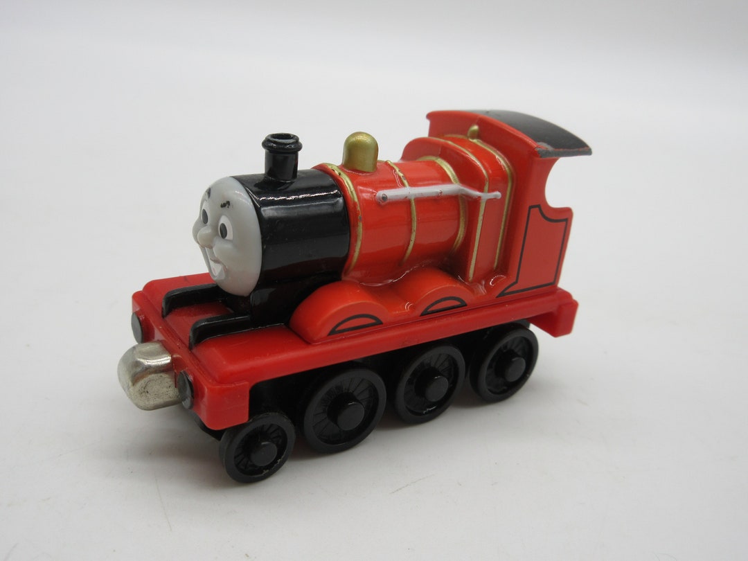 2002 JAMES - Thomas the Tank Engine - Die-cast - Square Magnet - Wooden ...