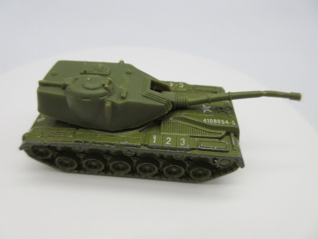 1974 WW2 TANK Hot Wheels Die-cast Vintage Black Wall - Etsy