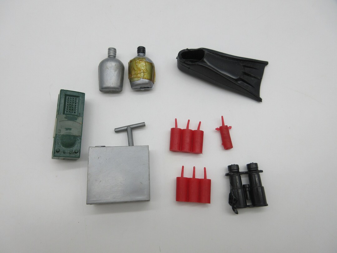 1960's Dynamite + Detonator + Radio + More - 12" Gi Joe - Hasbro ...