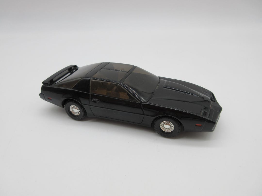 KITT 2000 KNIGHT RIDER 6" Diecast by Corgi - Car Michael - Matchbox ...