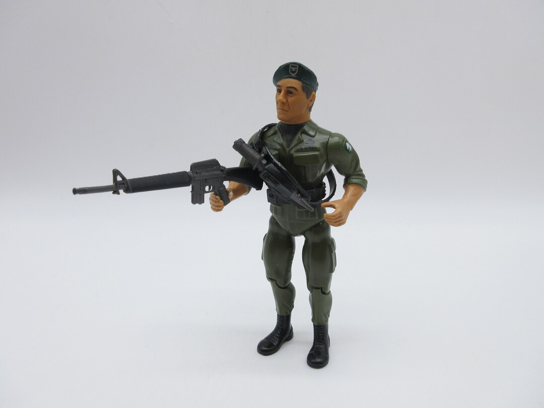 1985 RAMBO Colonel Trautman - Forces of Freedom - Coleco - Vintage ...