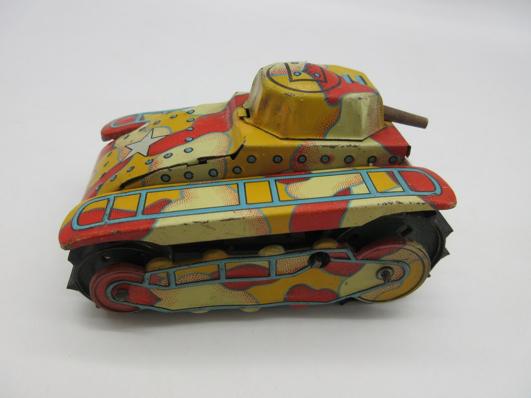 1950's Wind-up Tank JAPAN Tin Litho Toy Wind up Antique Vintage Toy ...