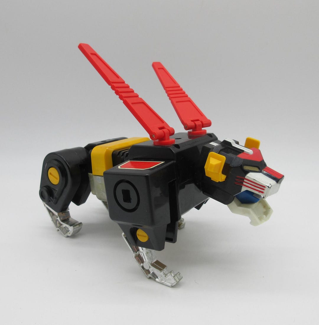 1981 BLACK LION Panosh Plastic VOLTRON Gb-36 Y&K Matchbox Action Figure ...