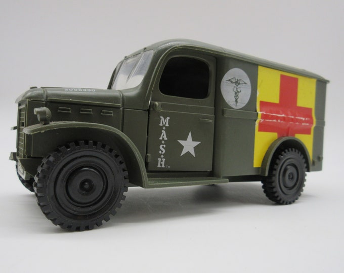 1982 MASH 4077th AMBULANCE Vehicle Military Tristar Action Figure - Etsy
