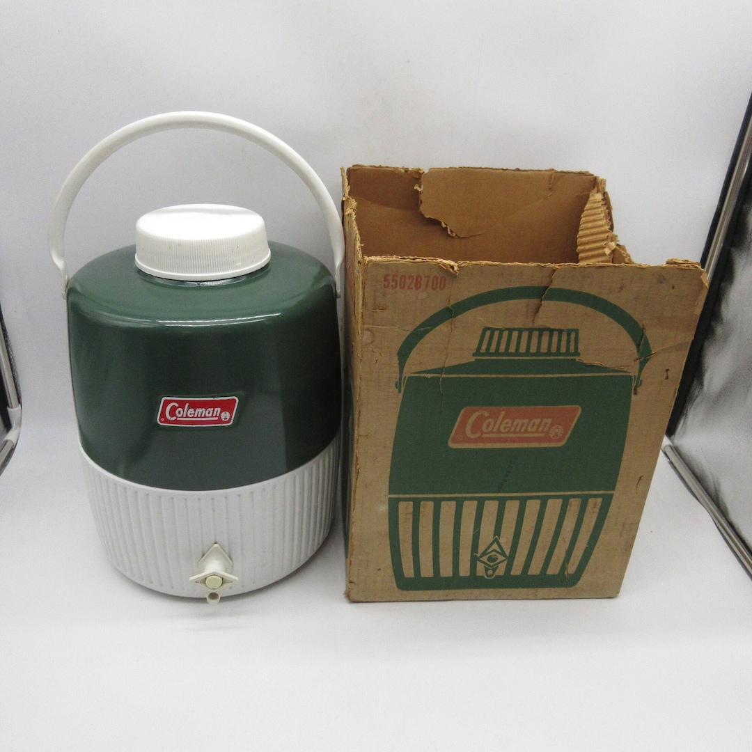1980 COLEMAN 2 Gallon Jug / Water Cooler W/ Box Vintage Polylite Green ...