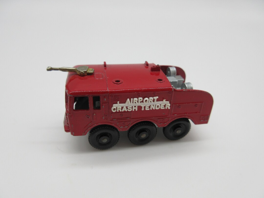 1963 Foamite Crash Tender #63 MATCHBOX Diecast Lesney Superfast Vintage ...