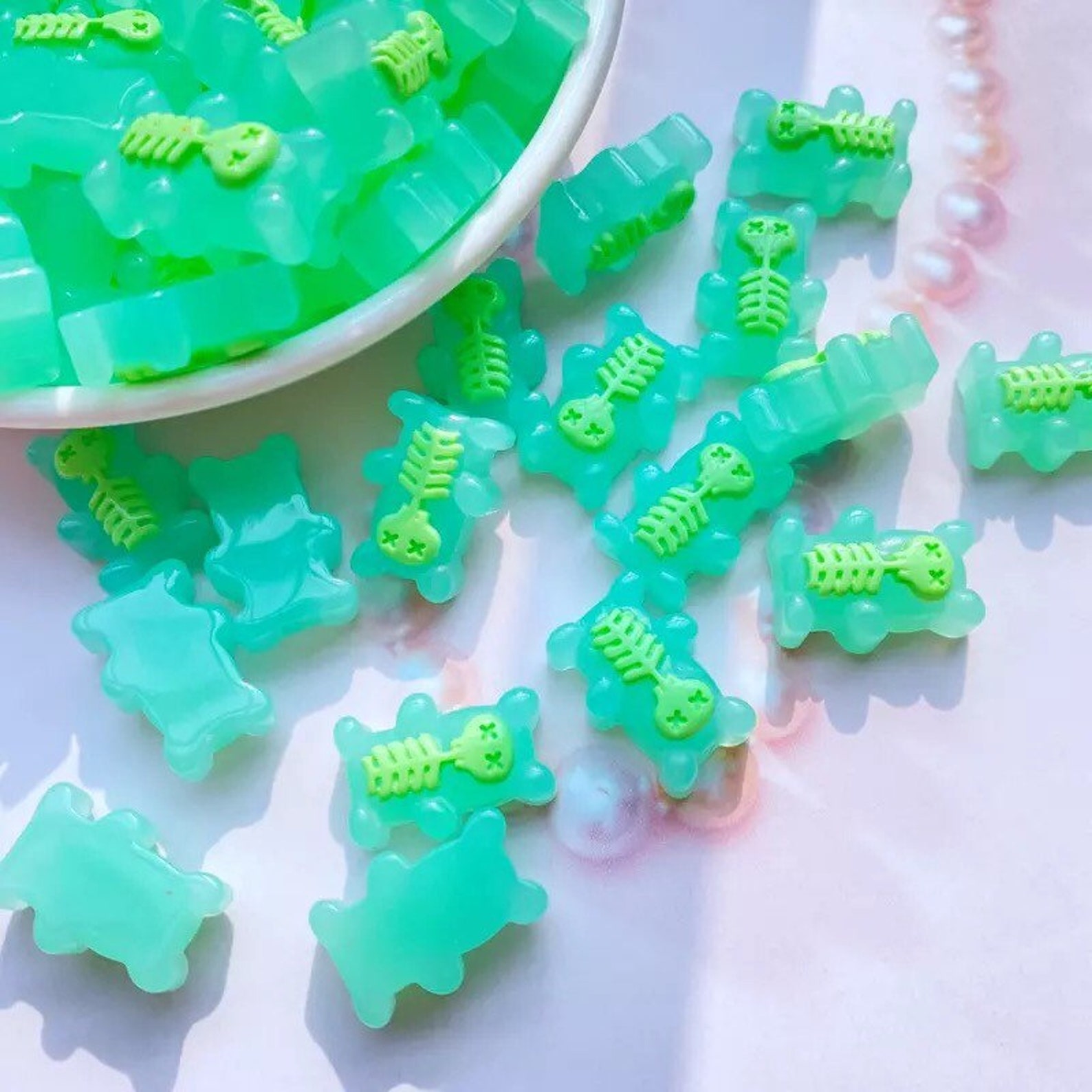 10pc 17mm 3D Gummy Bear Skeleton Flatback Cabochons Novelty | Etsy