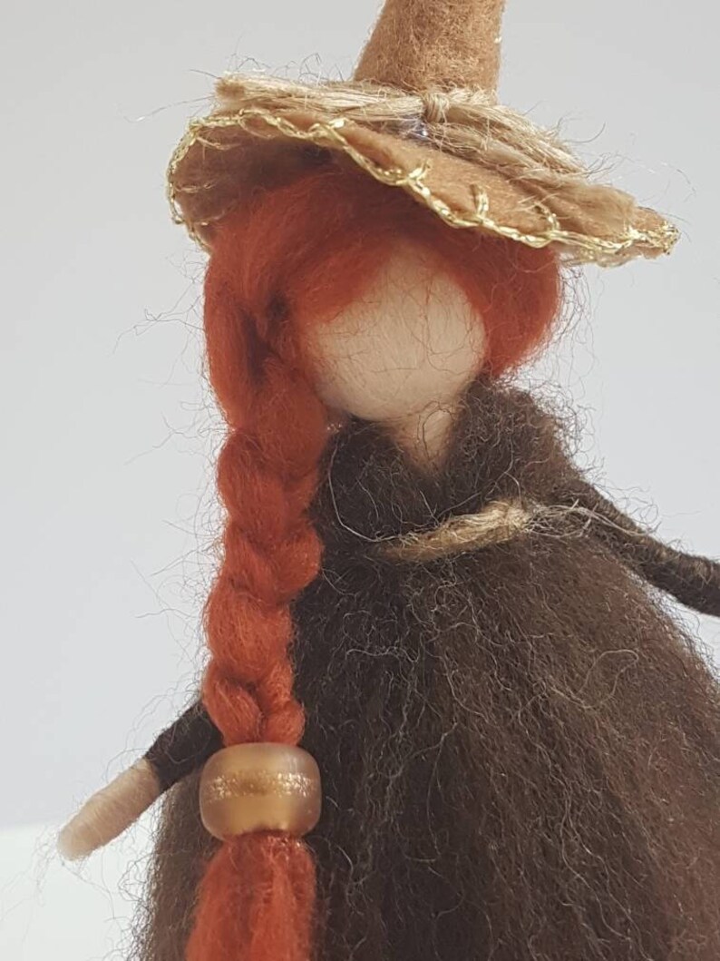 Needle felt witch Harvest witch Halloween Autumn Fall | Etsy