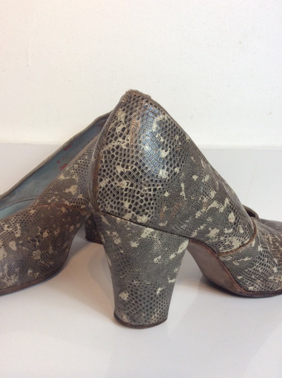 1940's CC41 Faux Snakeskin All Leather Court Shoes .. | Etsy UK
