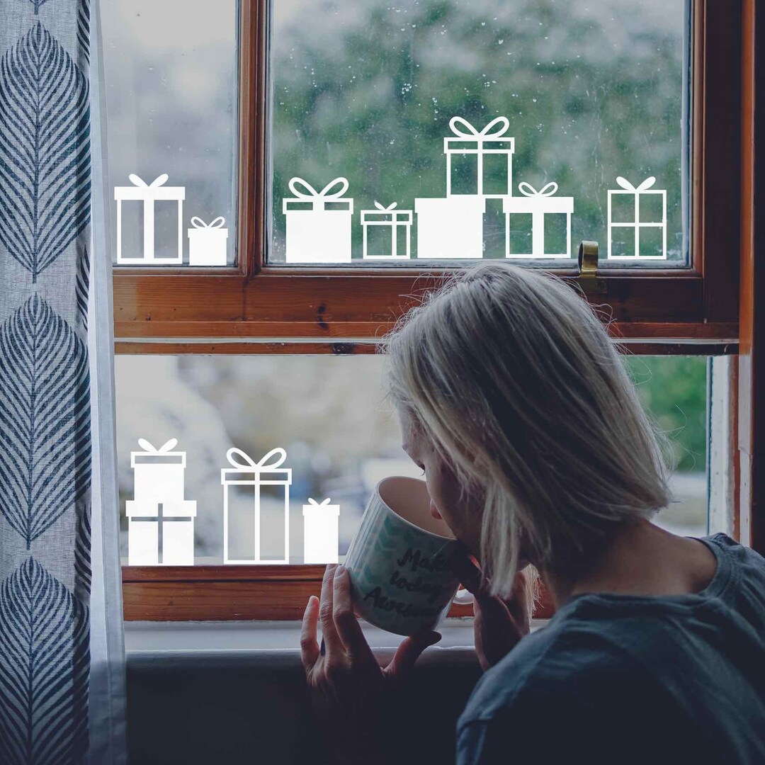 Christmas Window Cling Gift Present Design for Pretty Winter Window ...