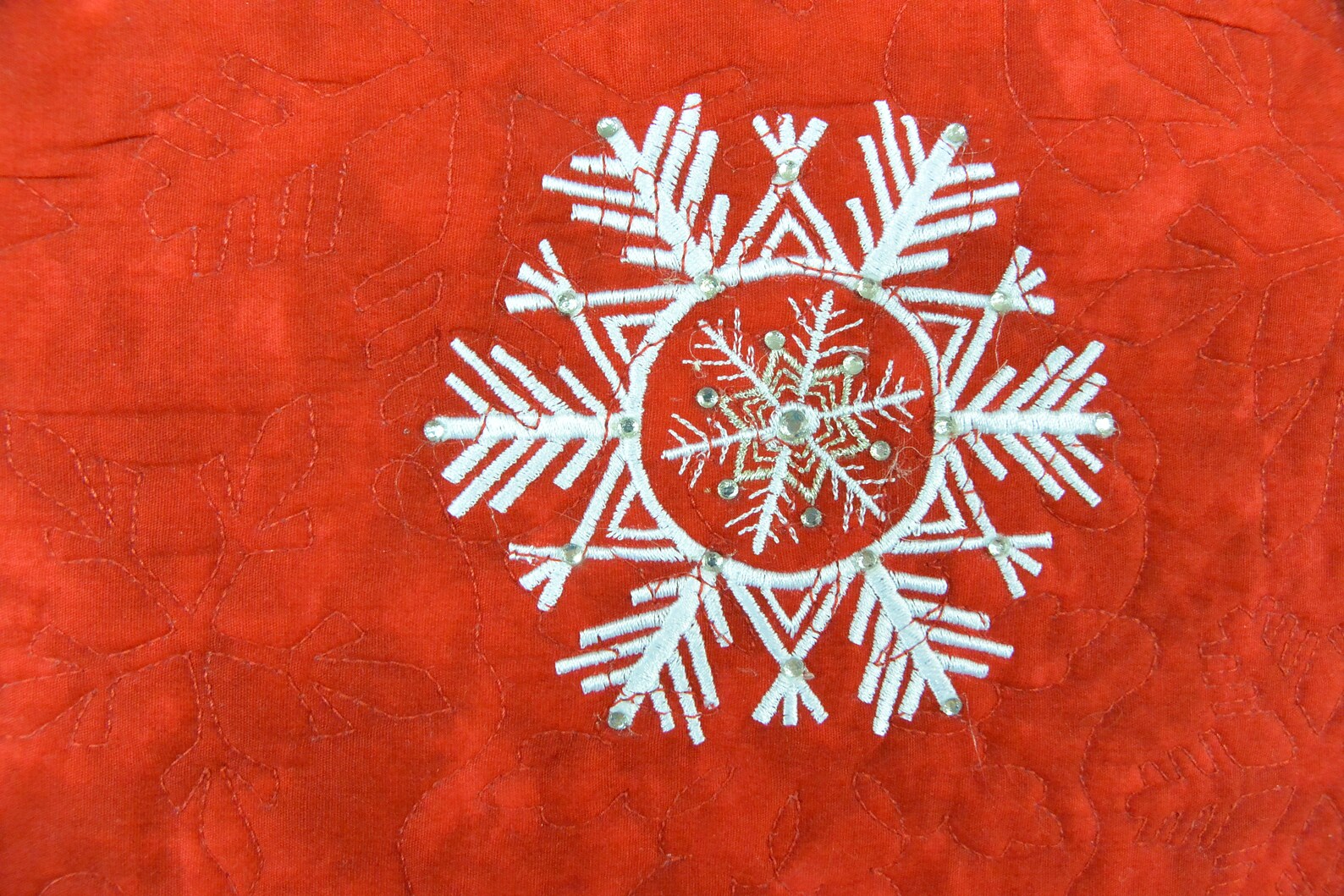 Red Winter Snowflakes Quilt - Etsy