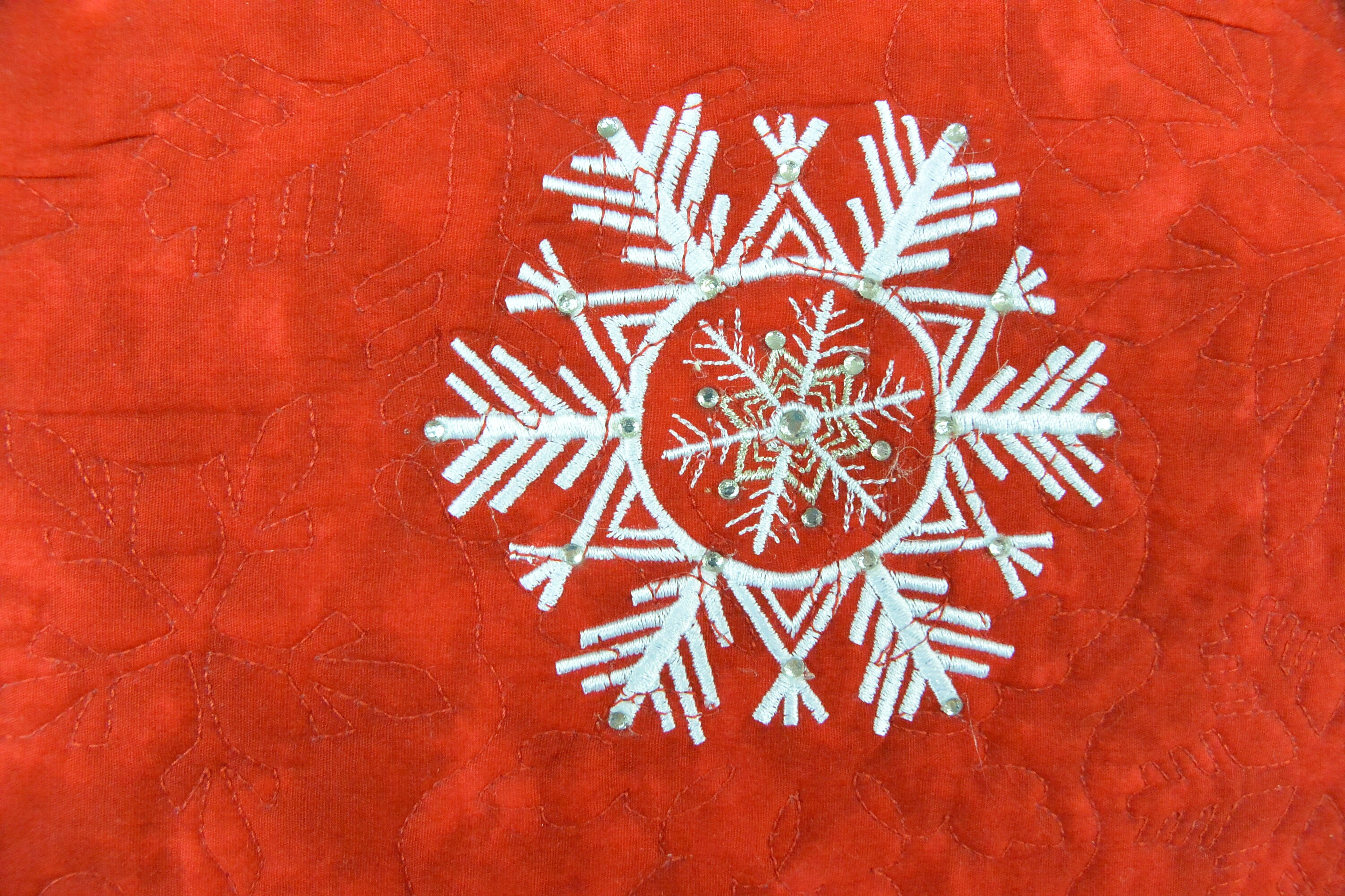 Red Winter Snowflakes Quilt - Etsy