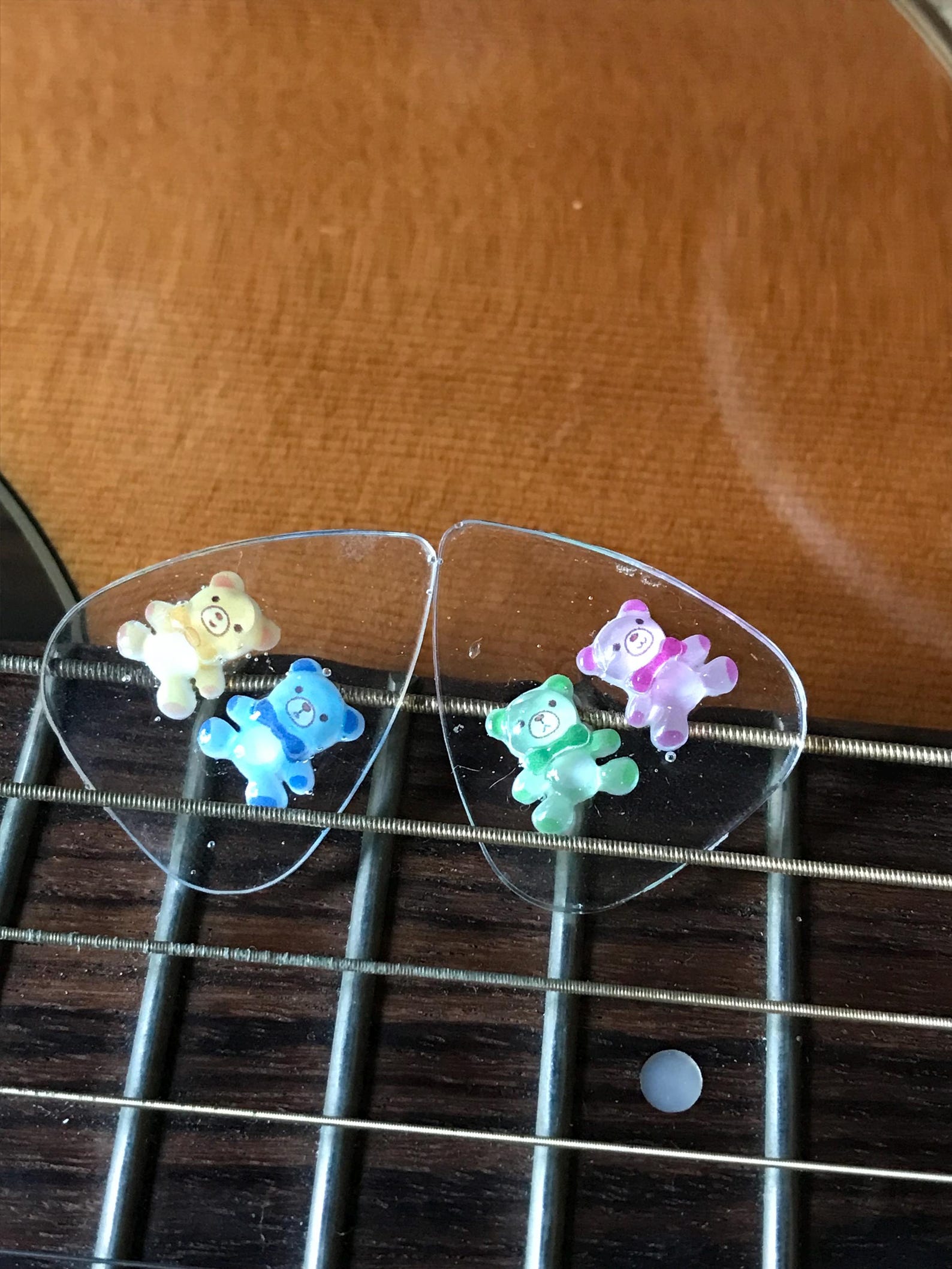 This DIY Cute Bear-themed Guitar Pick is the Perfect Choice for Music ...
