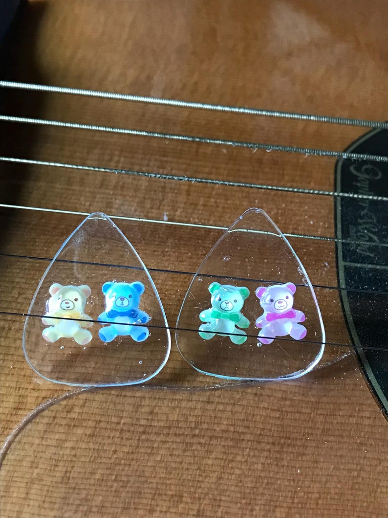 This DIY Cute Bear-themed Guitar Pick is the Perfect Choice for Music ...