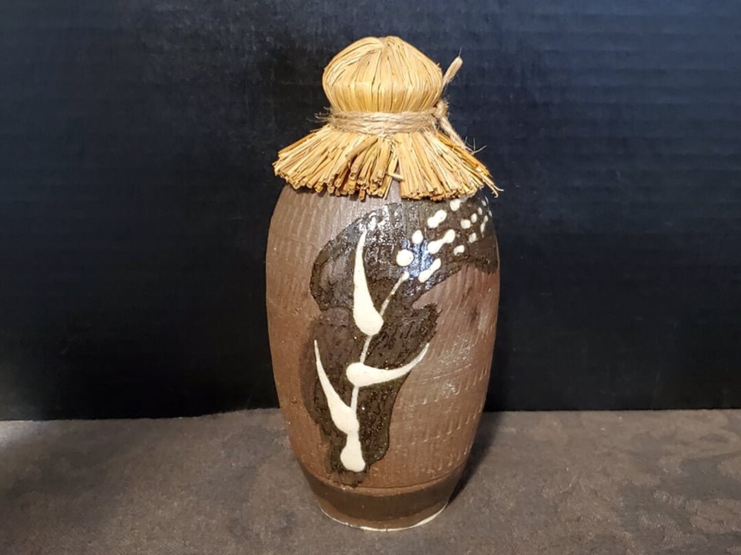 Botella de sake antigua Cerámica hecha a mano Embalaje original con ...