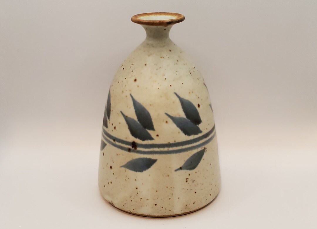 Fine Art Vase Earthworks Pottery Handmade Blue Leaf and Line Design ...