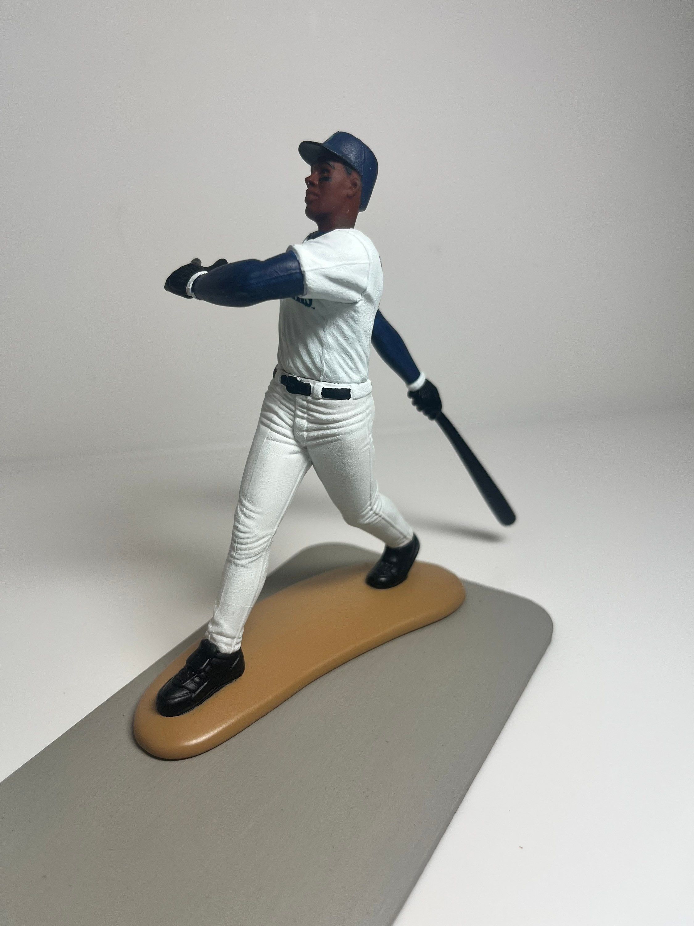 Ken Griffey Jr Custom Starting Lineup Display SLU Seattle Mariners - Etsy