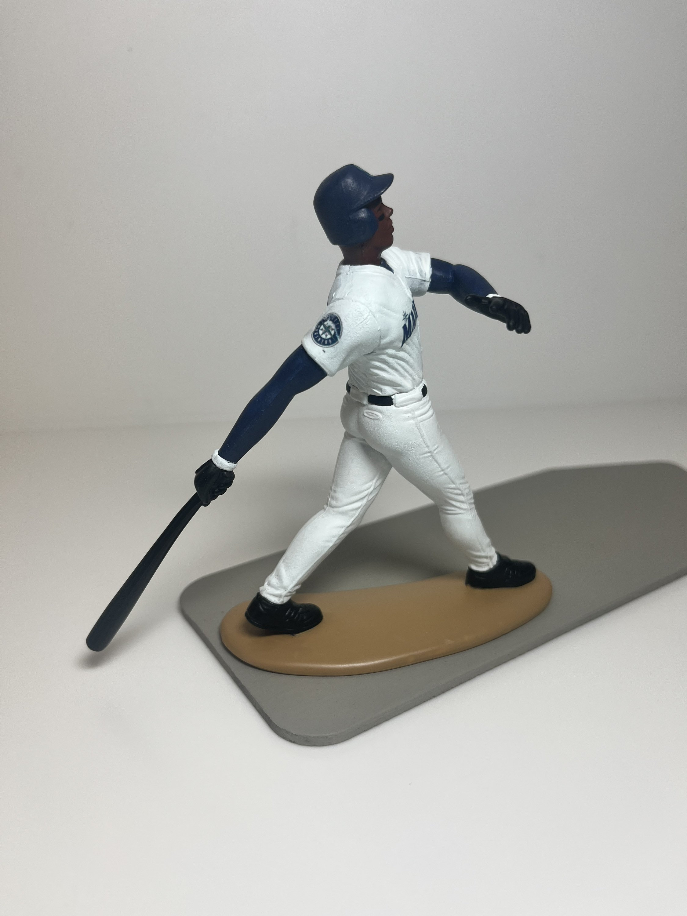 Ken Griffey Jr Custom Starting Lineup Display SLU Seattle Mariners - Etsy