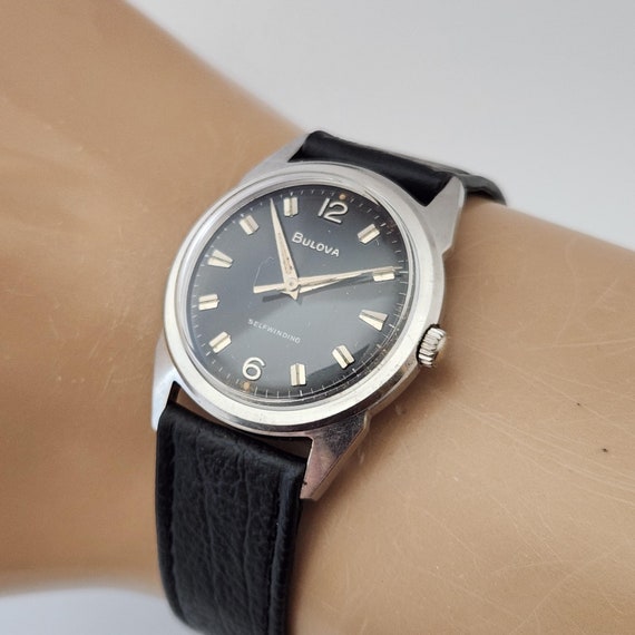 Vintage BULOVA AUTOMATIC Swiss Made, 17 Jewel, Midi S… - Gem