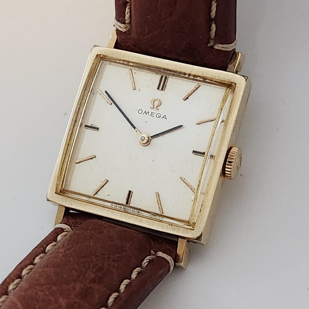 Vintage OMEGA Classic Square Case, SWISS Made Luxury Brand, 17 Jewel ...