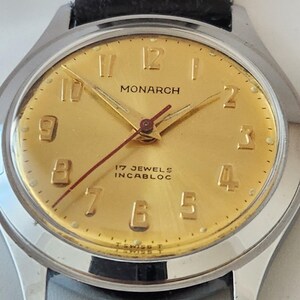 Vintage MONARCH Midi Sized SWISS Made 17 Jewel Watch, Brand New Case ...