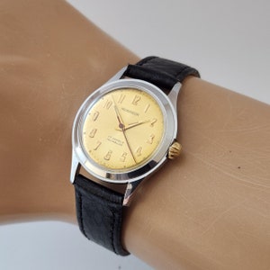 Vintage MONARCH Midi Sized SWISS Made 17 Jewel Watch, Brand New Case ...