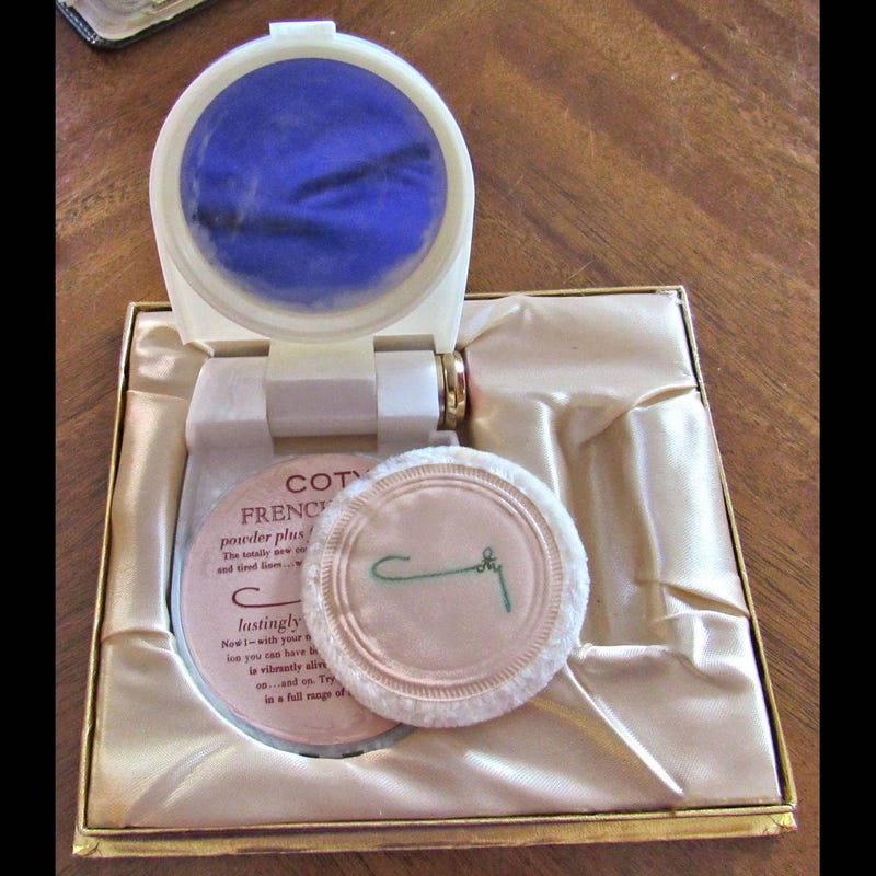 Vintage Coty Compact - Etsy