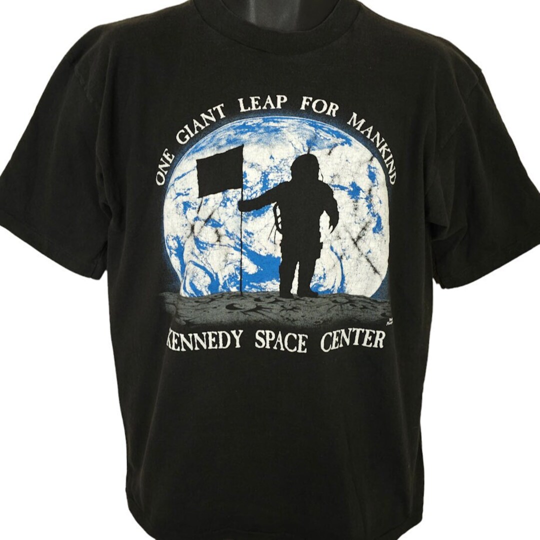 NASA Kennedy Space Center T Shirt Vintage 90s Moon Landing Made in USA ...