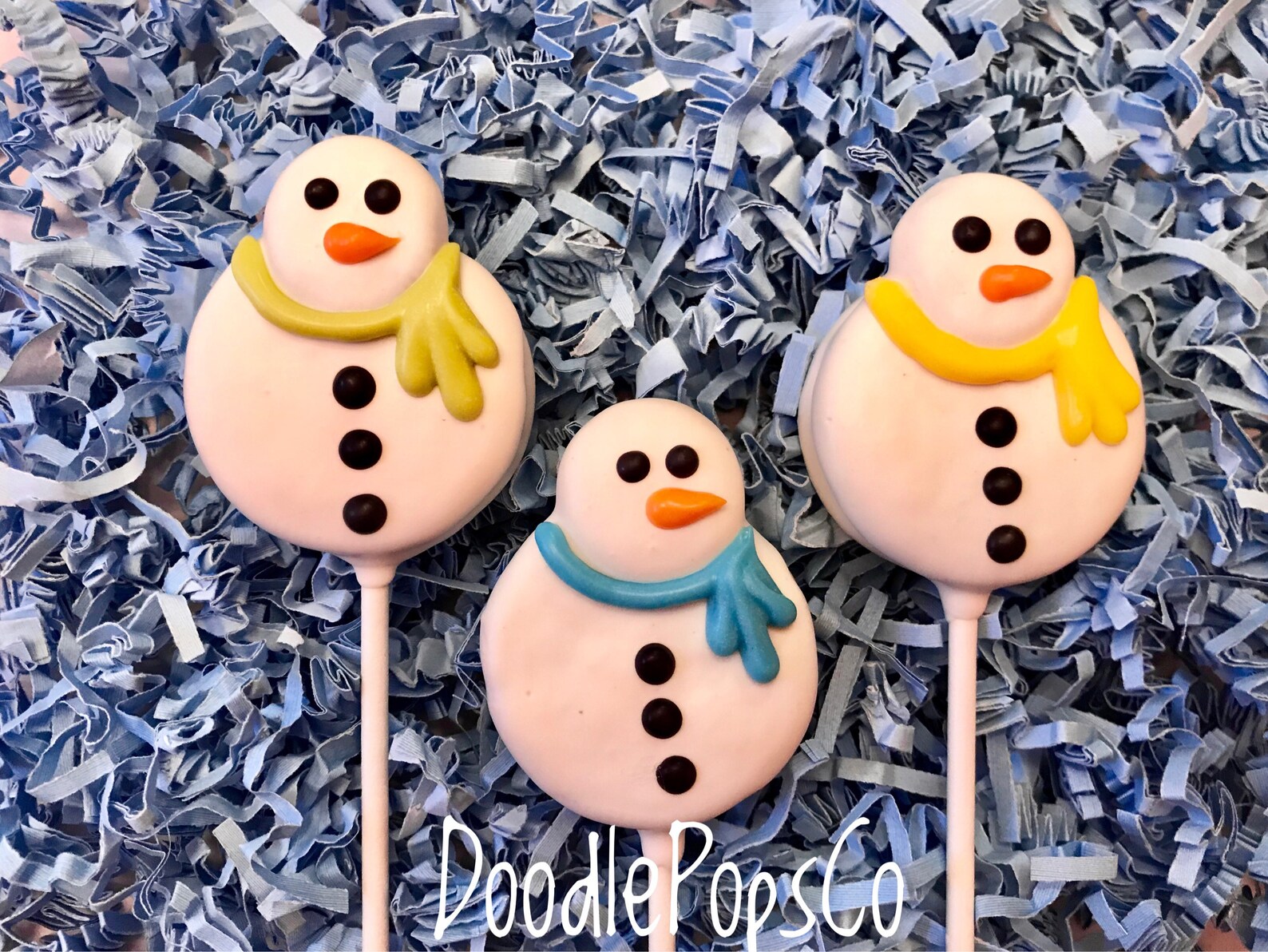 Snowman Oreo Cookie Pop / Winter Party Food / Chocolate Covered Oreo ...