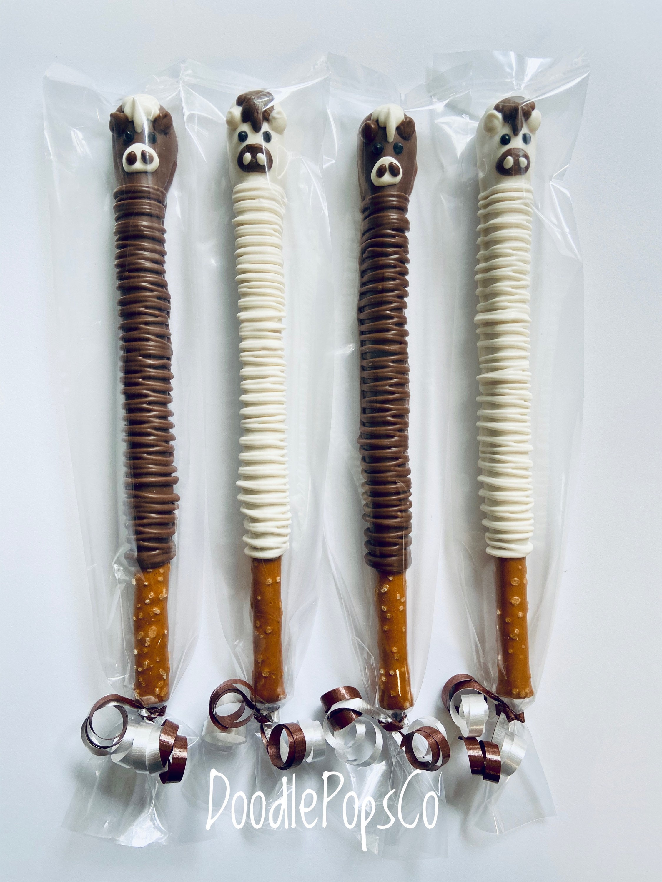 Horse pretzel rods / Farm animal birthday party favor / Horse | Etsy