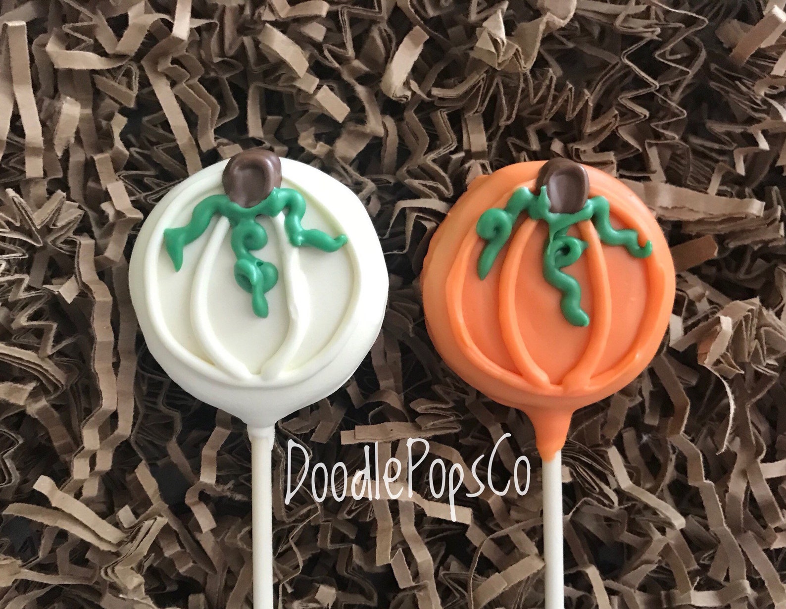 Pumpkin Oreo Cookie Pops / Chocolate Covered Oreo / Fall Cookies / One ...