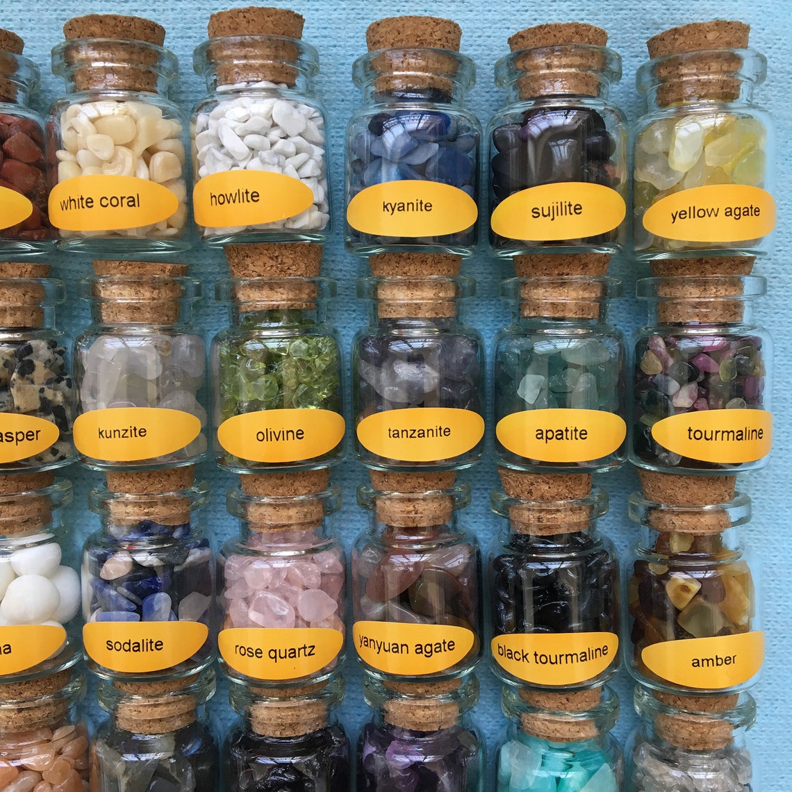 50 Mini Gemstone Bottles Chip Crystal Healing Tumbled Gem - Etsy