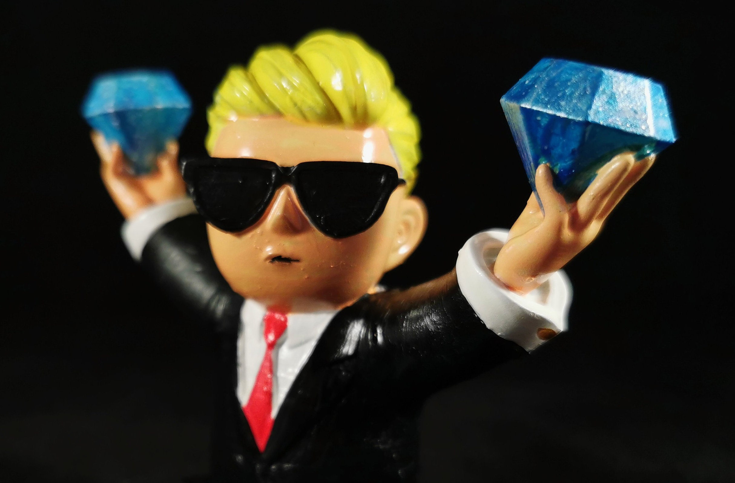 Hand Painted WSB Wall Street Bets Diamond Hands Figurine 3D Resin Printed Statue to the Moon - Etsy