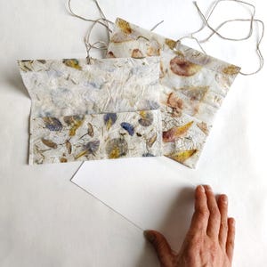 Pressed Flowers Paper Envelopes Handmade Stationery for Gifting ...