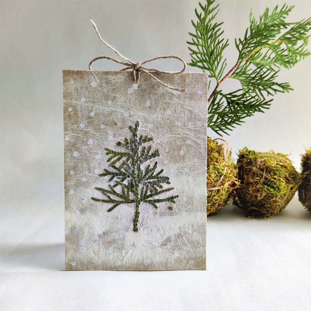 Green Christmas Tree Cards, Dried Botanical Winter Art, Handmade Paper ...