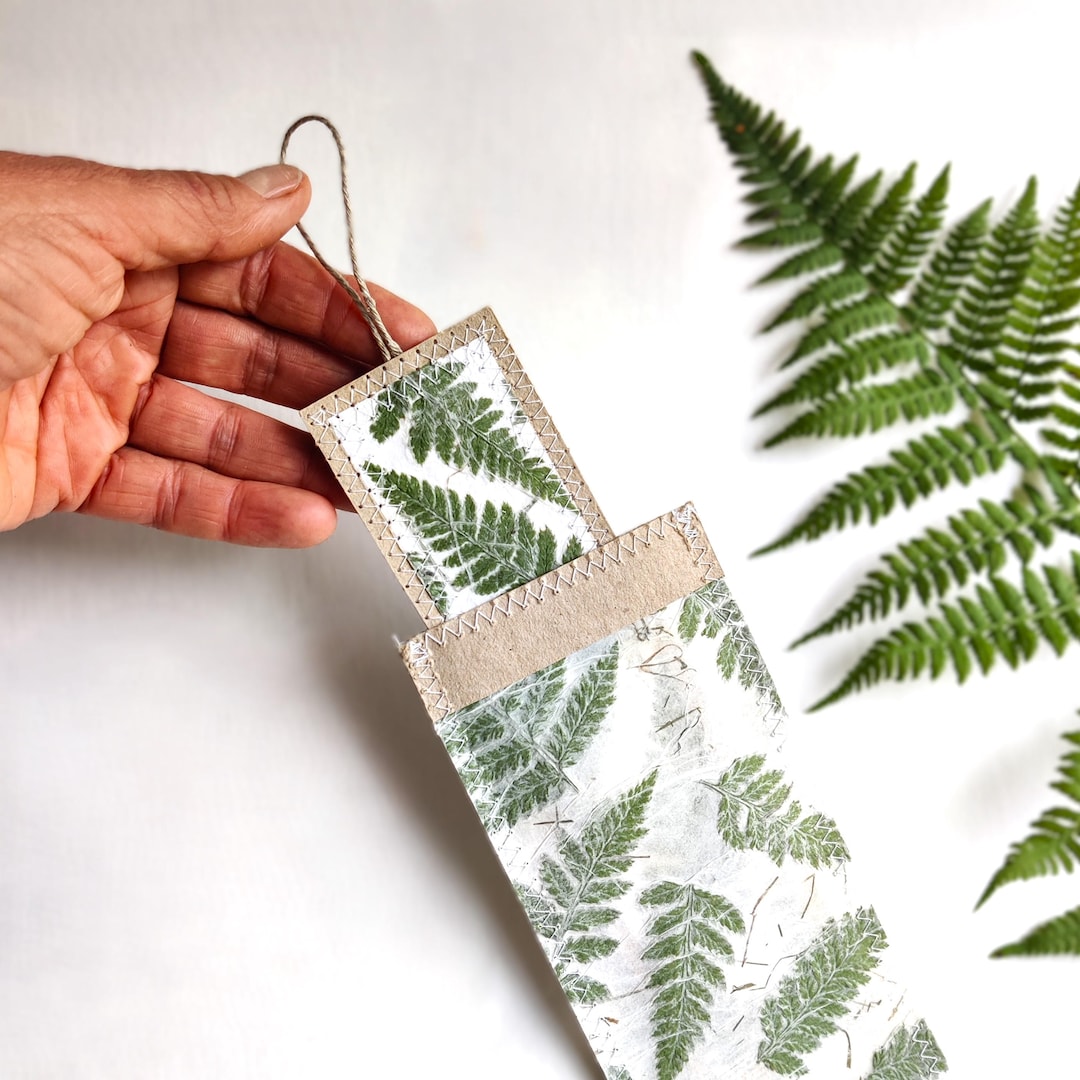 Pressed Fern Bookmark Handmade Plant Lover Sustainable Gift - Etsy
