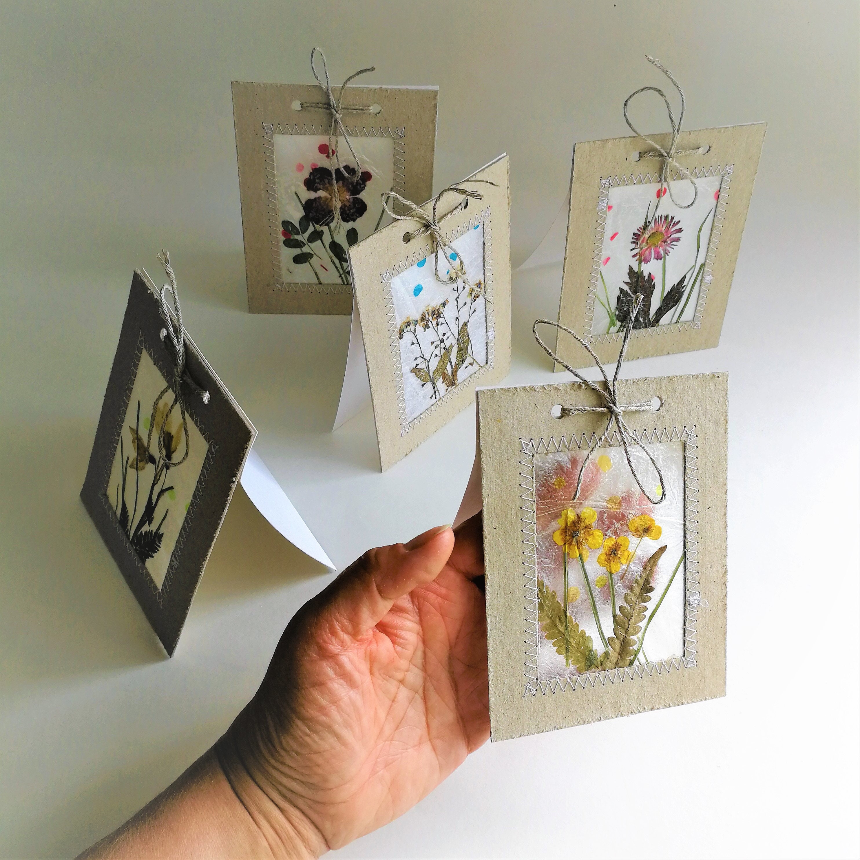 Real Pressed Flower Hand Made Paper Unique Cards and Envelopes Set of 5 ...