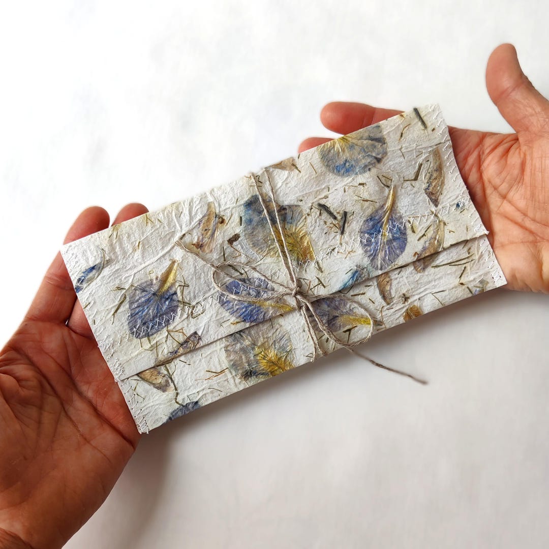 Pressed Flowers Paper Envelopes Handmade Stationery for Gifting ...