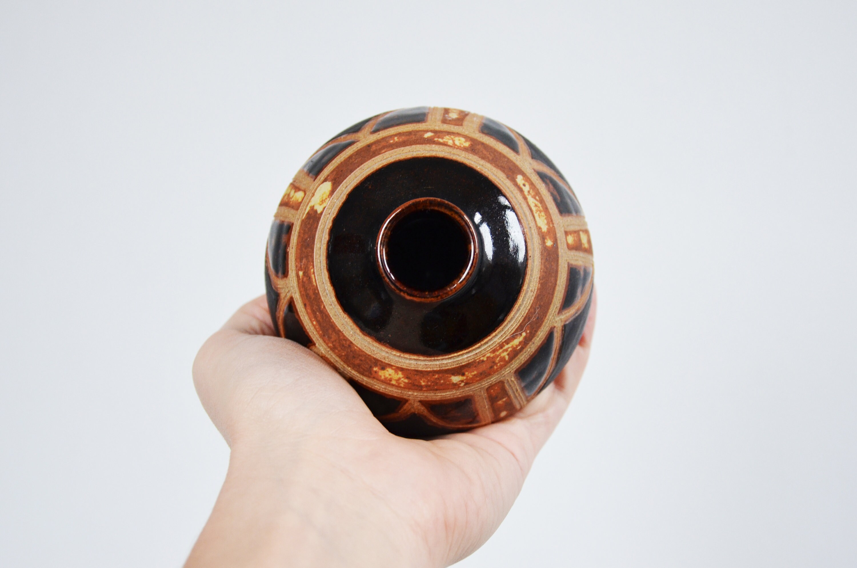 Vintage 1970s MICHAEL GAITSKELL Patterned Studio Pottery Weed Pot ...