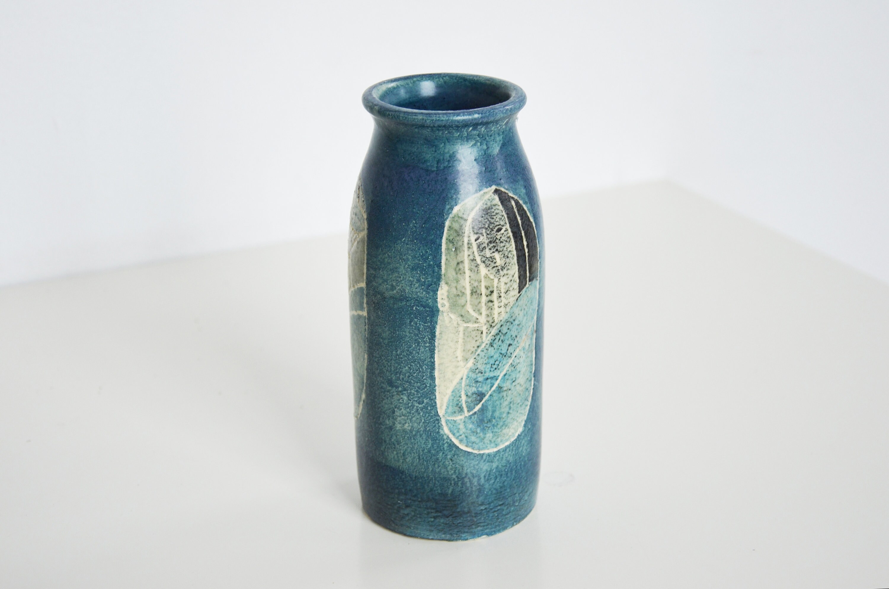 Vintage 1970s HARLANDER Figurative Canadian Studio Pottery - Etsy